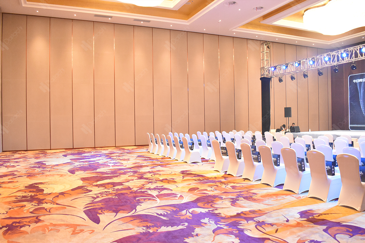 Manual Operable Partition Wall - Baker Partition Wall