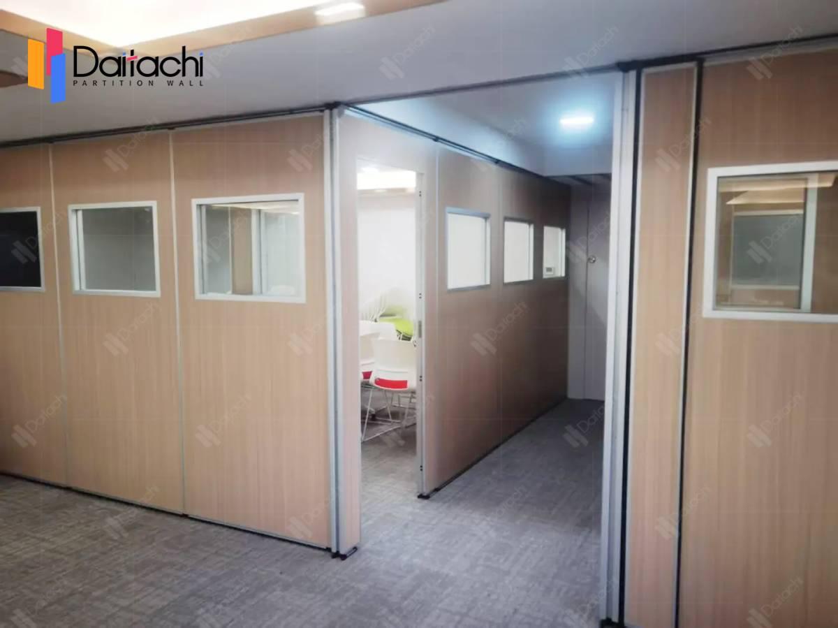 Hidden Track Movable Walls with Window in Educational Environments ...
