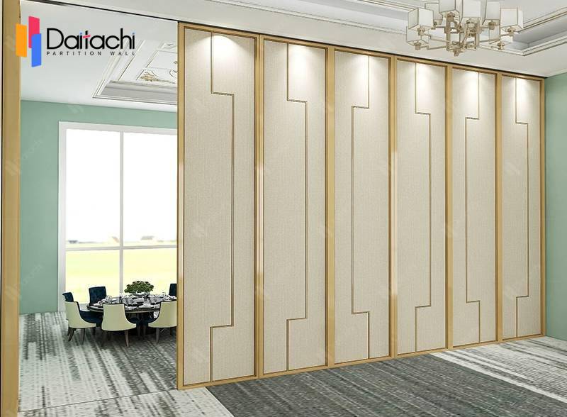 Tailor-Made Transitions: A Luxury Dining Space Enhanced by Movable ...