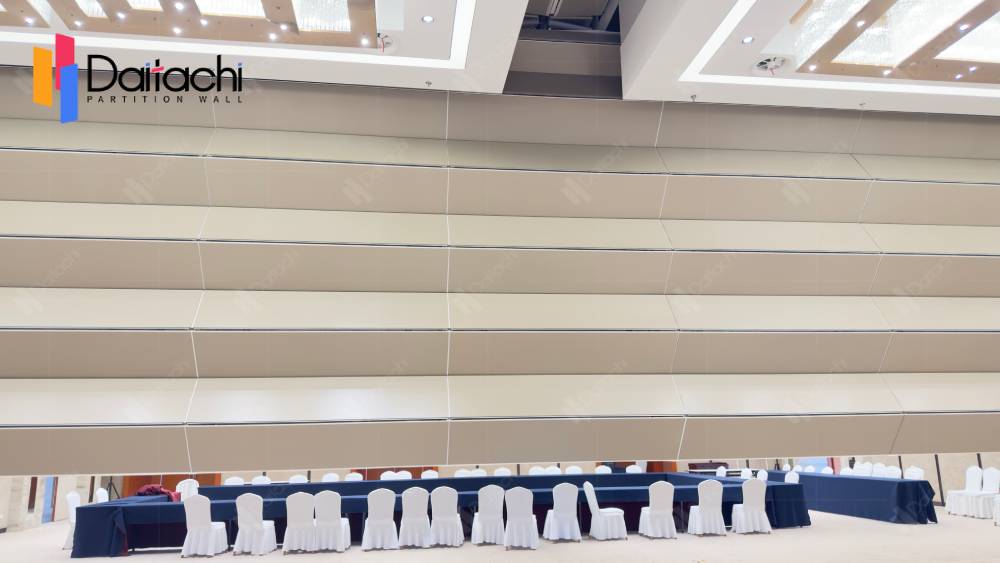 Fully Automated Retractable Walls Lift Folding Partition Wall Separate ...